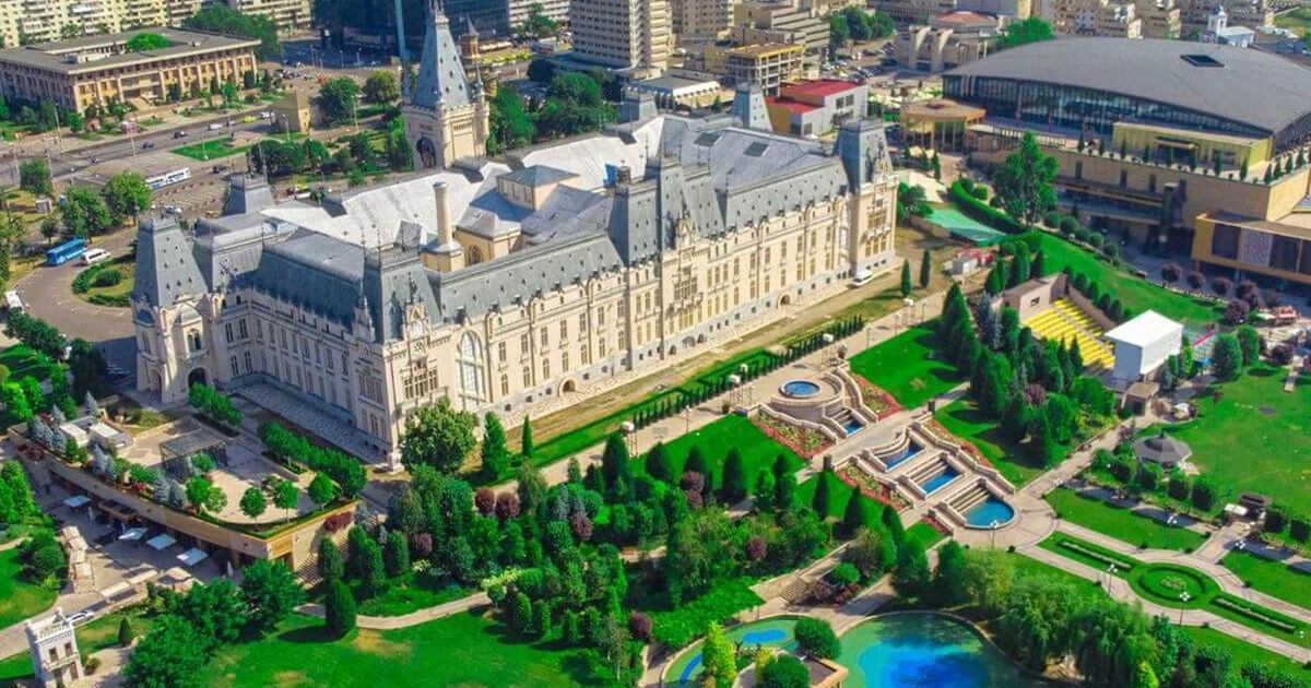 Zboruri ieftine din Iași